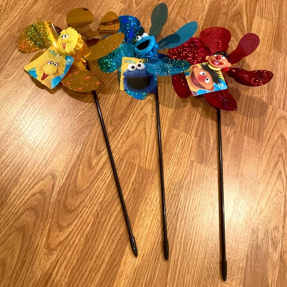Sesame Street | Toys | New 224 Sesame Street Windmill Pinwheel Pin ...